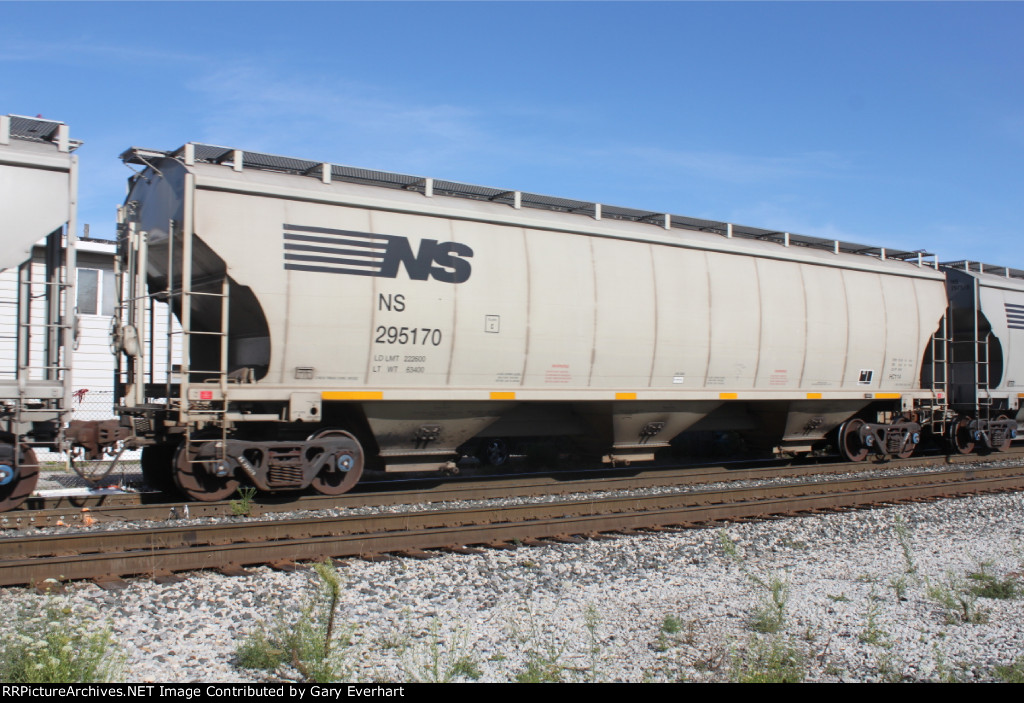 NS 295170 - Norfolk Southern